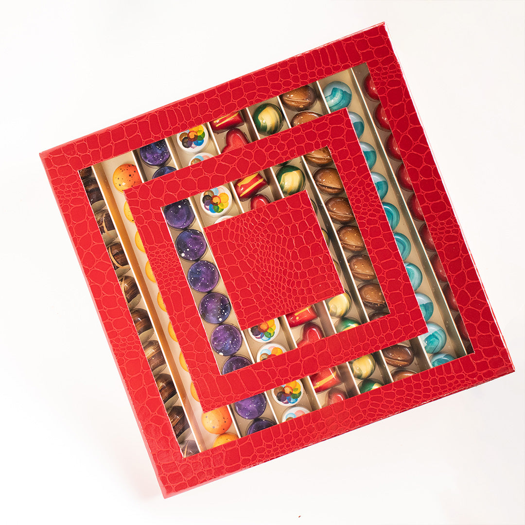 Large Labyrent Box – Mostly Chocolate